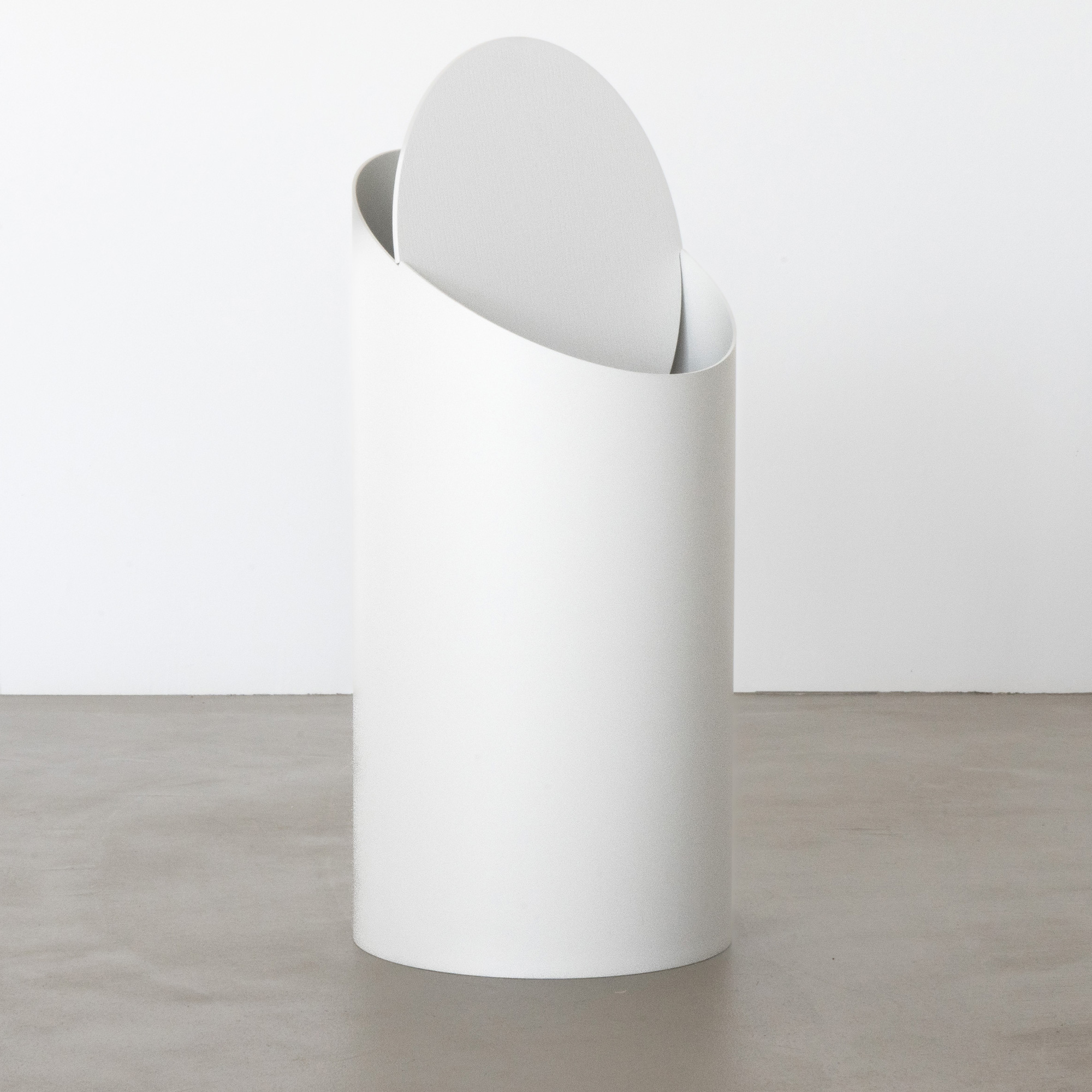 Introducing SWING BIN white/white model and BATH ACCESSORIES - MOHEIM