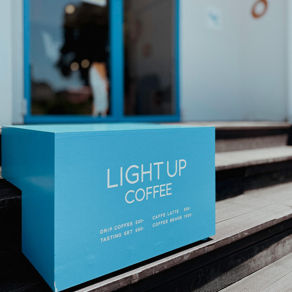 LIGHT UP COFFEE × STONEWARE MUG - MOHEIM