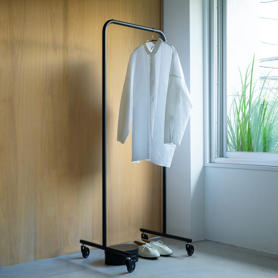 HANGER RACK, which blends into your living space, is born. - MOHEIM